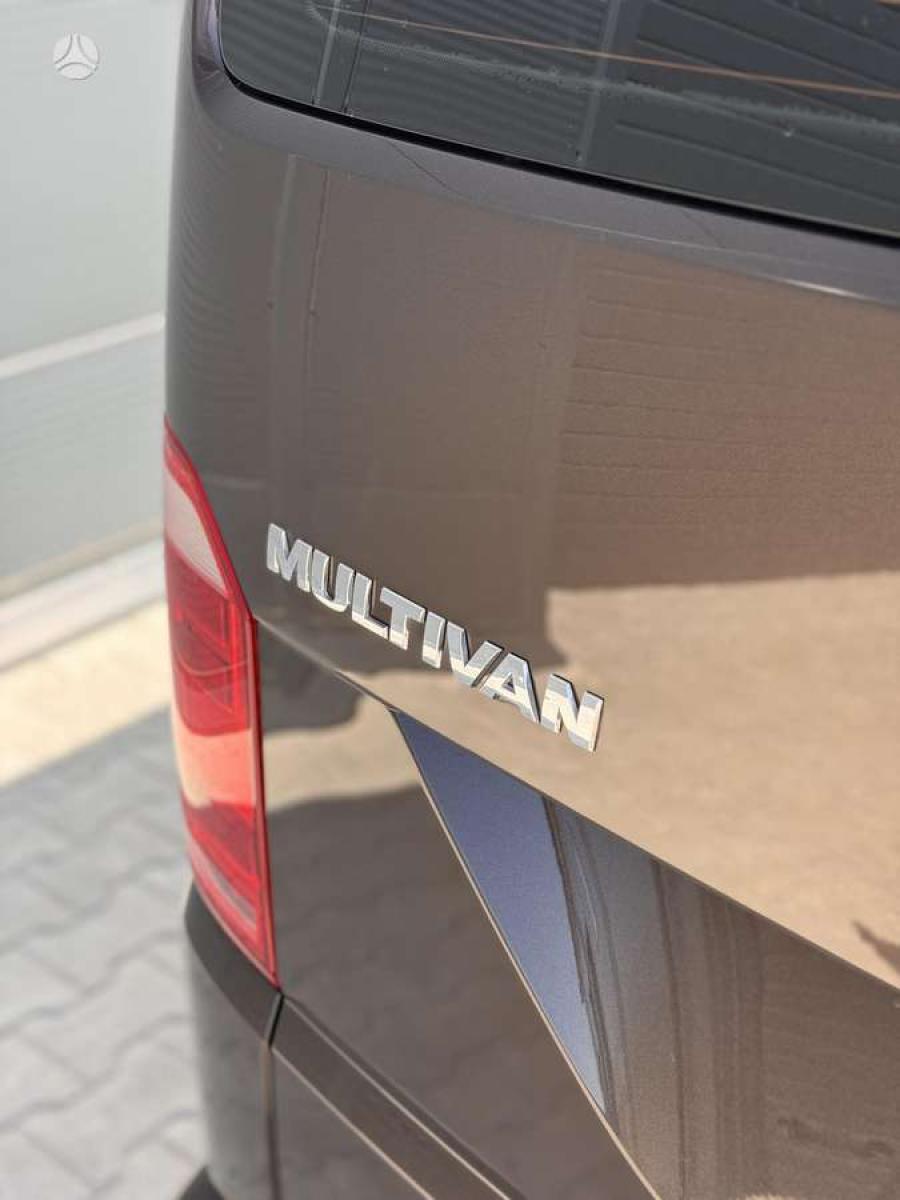 Brūns Volkswagen Multivan 2016 Klaipėda, ar dzinēja tilpumu 1.97 L un nobraukumu 254 tūkst. km par 19700 €, foto 11 vietnē AUTOMOTO.COM.LV