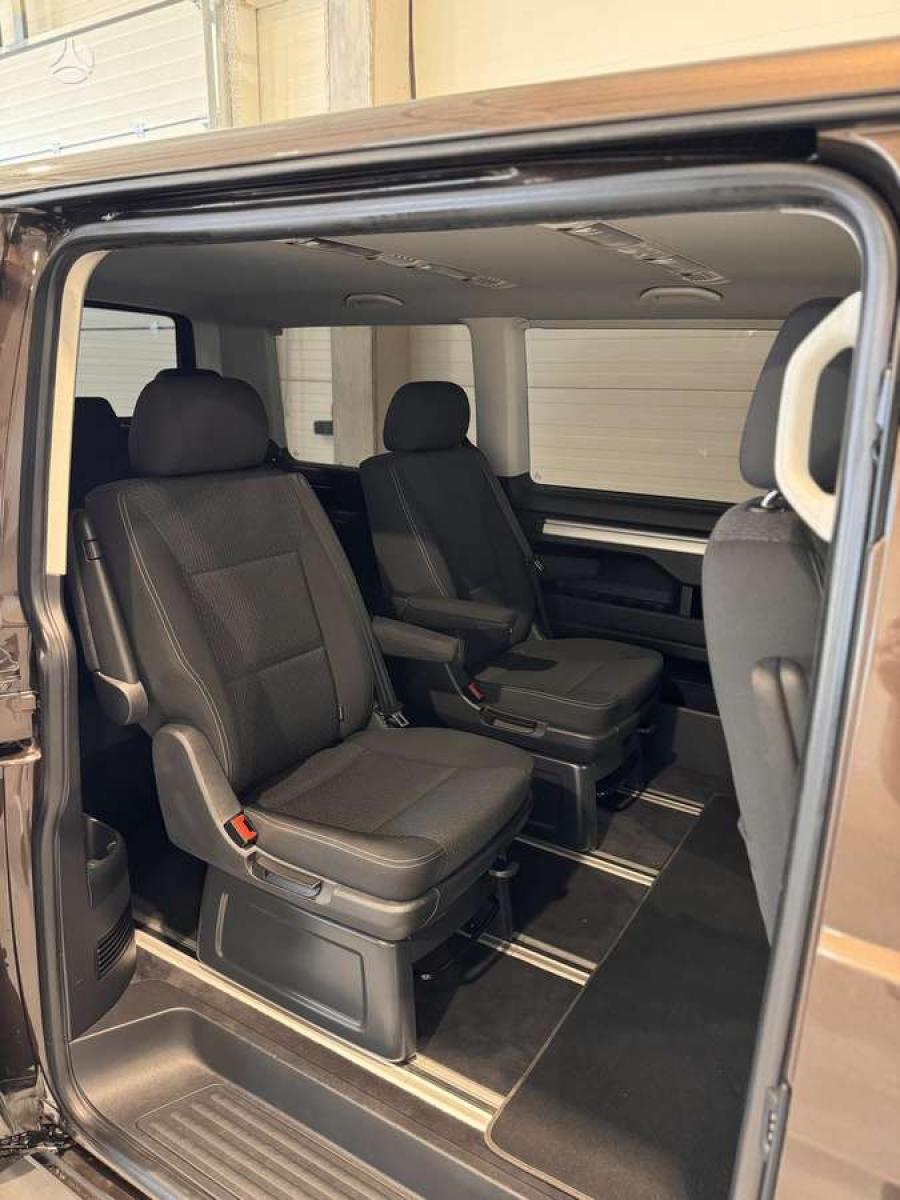 Brūns Volkswagen Multivan 2016 Klaipėda, ar dzinēja tilpumu 1.97 L un nobraukumu 254 tūkst. km par 19700 €, foto 16 vietnē AUTOMOTO.COM.LV