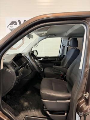 Brūns Volkswagen Multivan 2016 Klaipėda, ar dzinēja tilpumu 1.97 L un nobraukumu 254 tūkst. km par 19700 €, foto 22 vietnē AUTOMOTO.COM.LV