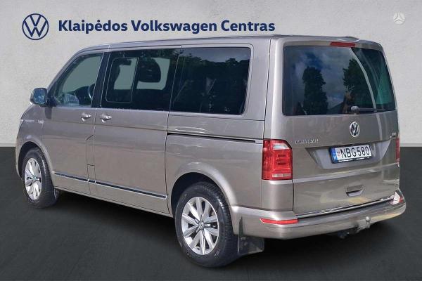 Brown Volkswagen Multivan 2017 in Klaipeda, with an engine capacity of 1.97 L and mileage of 297 thousand km for 22500 €, photo 4 on AUTOMOTO.COM.LV