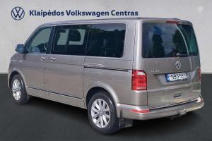 Brown Volkswagen Multivan 2017 in Klaipeda, with an engine capacity of 1.97 L and mileage of 297 thousand km for 22500 €, photo 5 on AUTOMOTO.COM.LV