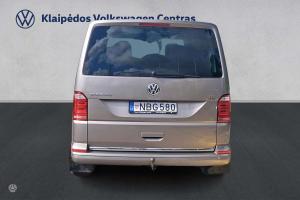 Brown Volkswagen Multivan 2017 in Klaipeda, with an engine capacity of 1.97 L and mileage of 297 thousand km for 22500 €, photo 6 on AUTOMOTO.COM.LV