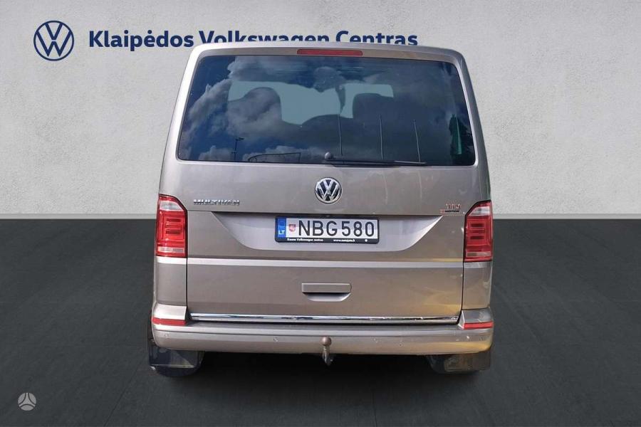 Brown Volkswagen Multivan 2017 in Klaipeda, with an engine capacity of 1.97 L and mileage of 297 thousand km for 22500 €, photo 6 on AUTOMOTO.COM.LV