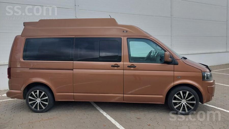 Brūns Volkswagen Multivan 2008 Rīga, ar dzinēja tilpumu 2.50 L un nobraukumu 0 tūkst. km par 6500 €, foto 10 vietnē AUTOMOTO.COM.LV