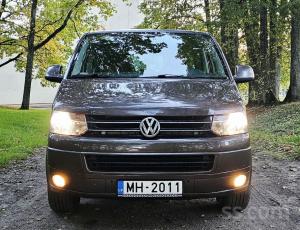Brūns Volkswagen Multivan 2010 Ogre, ar dzinēja tilpumu 2.00 L un nobraukumu 400 tūkst. km par 11000 €, foto 9 vietnē AUTOMOTO.COM.LV