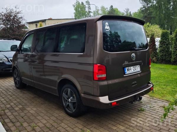 Brūns Volkswagen Multivan 2010 Rīga, ar dzinēja tilpumu 2.00 L un nobraukumu 408 tūkst. km par 11500 €, foto 3 vietnē AUTOMOTO.COM.LV