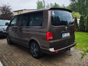 Brown Volkswagen Multivan 2010 in Riga, with an engine capacity of 2.00 L and mileage of 408 thousand km for 11110 €, photo 4 on AUTOMOTO.COM.LV