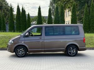 Brūns Volkswagen Multivan 2010 Rīga, ar dzinēja tilpumu 2.00 L un nobraukumu 409 tūkst. km par 13700 €, foto 7 vietnē AUTOMOTO.COM.LV