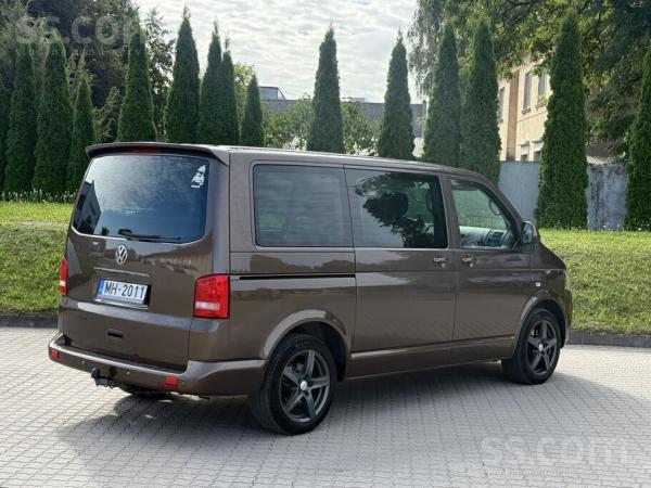 Brūns Volkswagen Multivan 2010 Rīga, ar dzinēja tilpumu 2.00 L un nobraukumu 409 tūkst. km par 13700 €, foto 7 vietnē AUTOMOTO.COM.LV