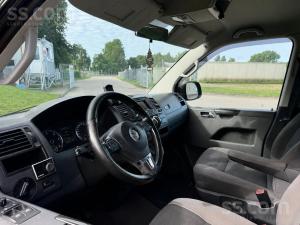 Brūns Volkswagen Multivan 2010 Rīga, ar dzinēja tilpumu 2.00 L un nobraukumu 409 tūkst. km par 13700 €, foto 10 vietnē AUTOMOTO.COM.LV