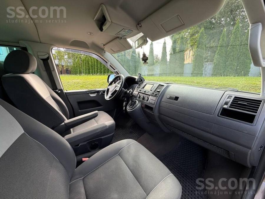 Brūns Volkswagen Multivan 2010 Rīga, ar dzinēja tilpumu 2.00 L un nobraukumu 409 tūkst. km par 13700 €, foto 11 vietnē AUTOMOTO.COM.LV