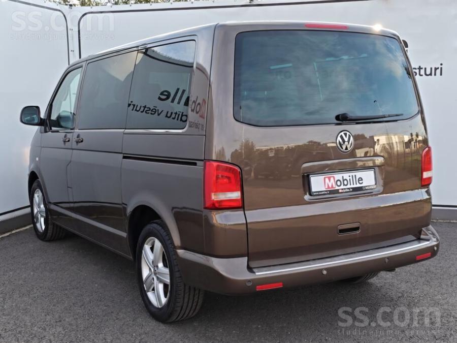 Brown Volkswagen Multivan 2010 in Riga, with an engine capacity of 2.00 L and mileage of 230 thousand km for 11900 €, photo 5 on AUTOMOTO.COM.LV