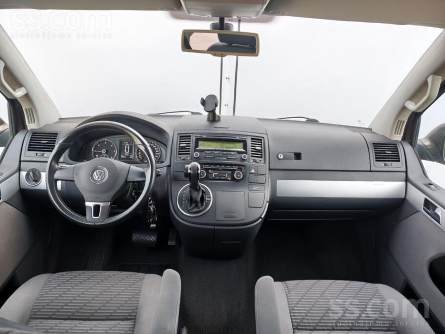 Brown Volkswagen Multivan 2010 in Riga, with an engine capacity of 2.00 L and mileage of 230 thousand km for 11900 €, photo 8 on AUTOMOTO.COM.LV