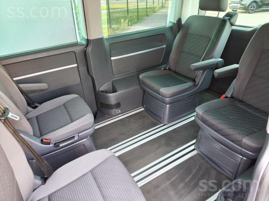 Brown Volkswagen Multivan 2010 in Riga, with an engine capacity of 2.00 L and mileage of 230 thousand km for 11900 €, photo 18 on AUTOMOTO.COM.LV