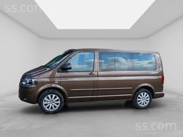 Brown Volkswagen Multivan 2010 in Riga, with an engine capacity of 2.00 L and mileage of 265 thousand km for 11890 €, photo 3 on AUTOMOTO.COM.LV