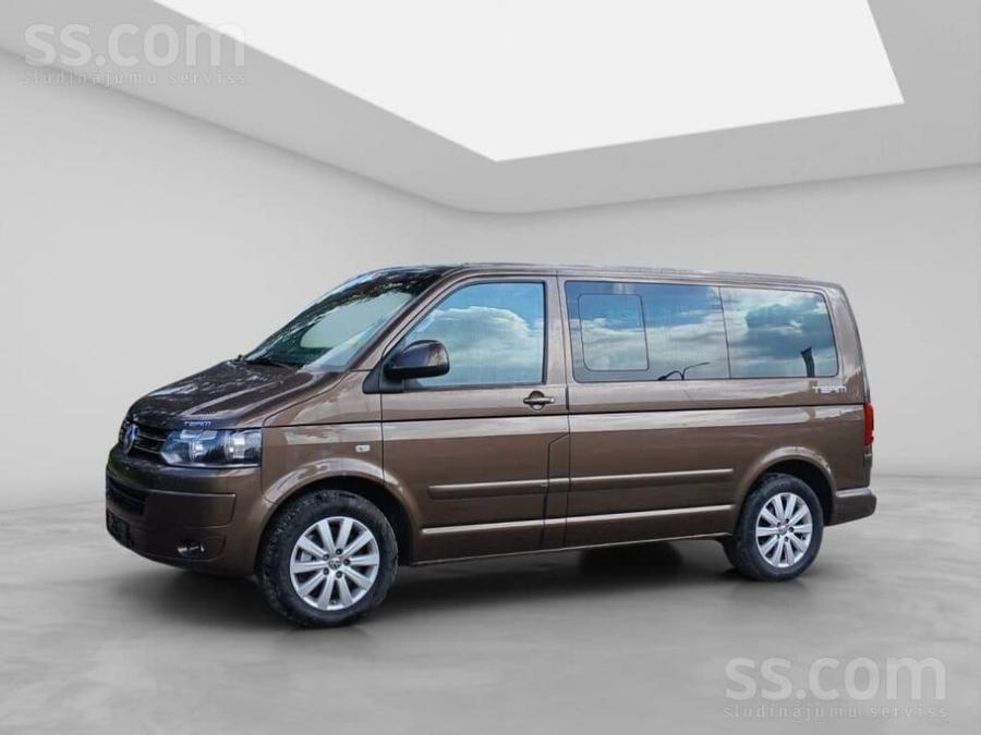 Brūns Volkswagen Multivan 2010 Rīga, ar dzinēja tilpumu 2.00 L un nobraukumu 265 tūkst. km par 11890 €, foto 6 vietnē AUTOMOTO.COM.LV