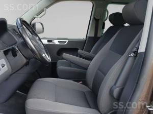 Brūns Volkswagen Multivan 2010 Rīga, ar dzinēja tilpumu 2.00 L un nobraukumu 265 tūkst. km par 11890 €, foto 18 vietnē AUTOMOTO.COM.LV