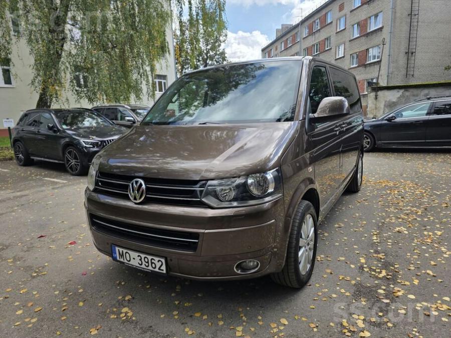 Brūns Volkswagen Multivan 2010 Rīga, ar dzinēja tilpumu 2.00 L un nobraukumu 232 tūkst. km par 14500 €, foto 3 vietnē AUTOMOTO.COM.LV