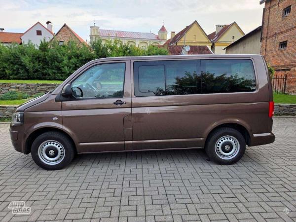 Brūns Volkswagen Multivan 2011 Viļņa, ar dzinēja tilpumu 2.00 L un nobraukumu 278 tūkst. km par 10200 €, foto 4 vietnē AUTOMOTO.COM.LV