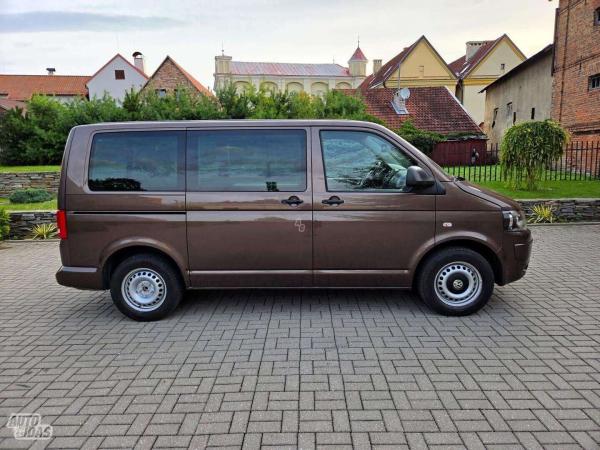 Brūns Volkswagen Multivan 2011 Viļņa, ar dzinēja tilpumu 2.00 L un nobraukumu 278 tūkst. km par 10200 €, foto 10 vietnē AUTOMOTO.COM.LV