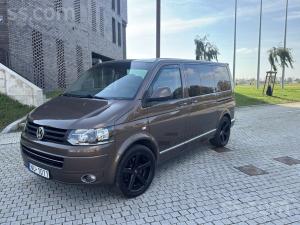 Brūns Volkswagen Multivan 2011 Rēzekne, ar dzinēja tilpumu 2.00 L un nobraukumu 223 tūkst. km par 20000 €, foto 1 vietnē AUTOMOTO.COM.LV