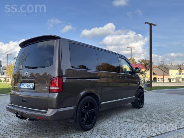 Brūns Volkswagen Multivan 2011 Rēzekne, ar dzinēja tilpumu 2.00 L un nobraukumu 223 tūkst. km par 20000 €, foto 7 vietnē AUTOMOTO.COM.LV