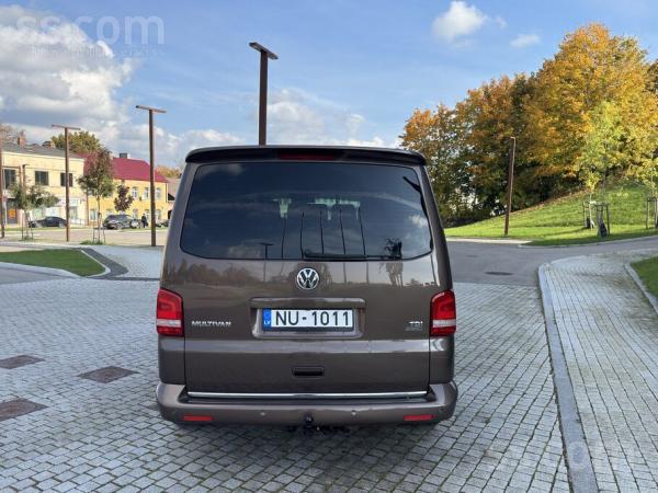 Brūns Volkswagen Multivan 2011 Rēzekne, ar dzinēja tilpumu 2.00 L un nobraukumu 223 tūkst. km par 20000 €, foto 8 vietnē AUTOMOTO.COM.LV
