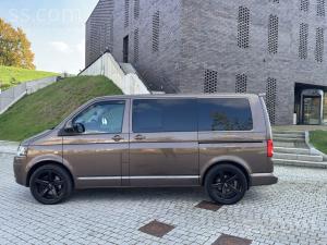 Brūns Volkswagen Multivan 2011 Rēzekne, ar dzinēja tilpumu 2.00 L un nobraukumu 223 tūkst. km par 20000 €, foto 10 vietnē AUTOMOTO.COM.LV