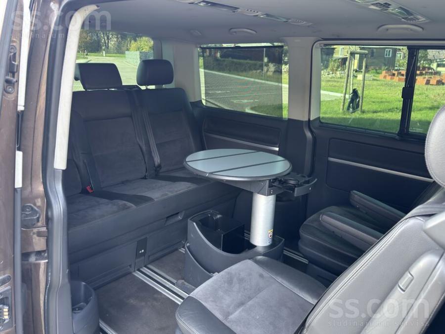 Brūns Volkswagen Multivan 2011 Rēzekne, ar dzinēja tilpumu 2.00 L un nobraukumu 223 tūkst. km par 20000 €, foto 13 vietnē AUTOMOTO.COM.LV
