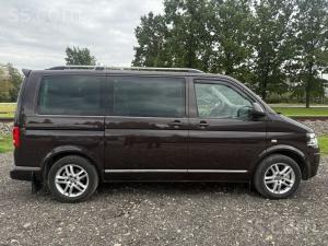 Brūns Volkswagen Multivan 2011 Jelgava, ar dzinēja tilpumu 2.00 L un nobraukumu 275 tūkst. km par 13500 €, foto 4 vietnē AUTOMOTO.COM.LV