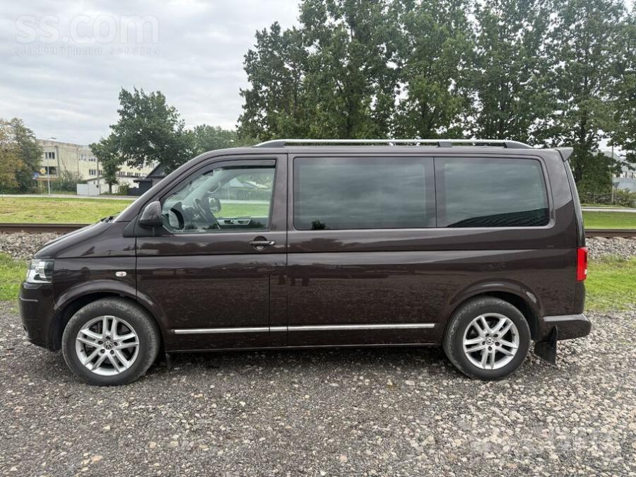 Brūns Volkswagen Multivan 2011 Jelgava, ar dzinēja tilpumu 2.00 L un nobraukumu 275 tūkst. km par 13500 €, foto 6 vietnē AUTOMOTO.COM.LV