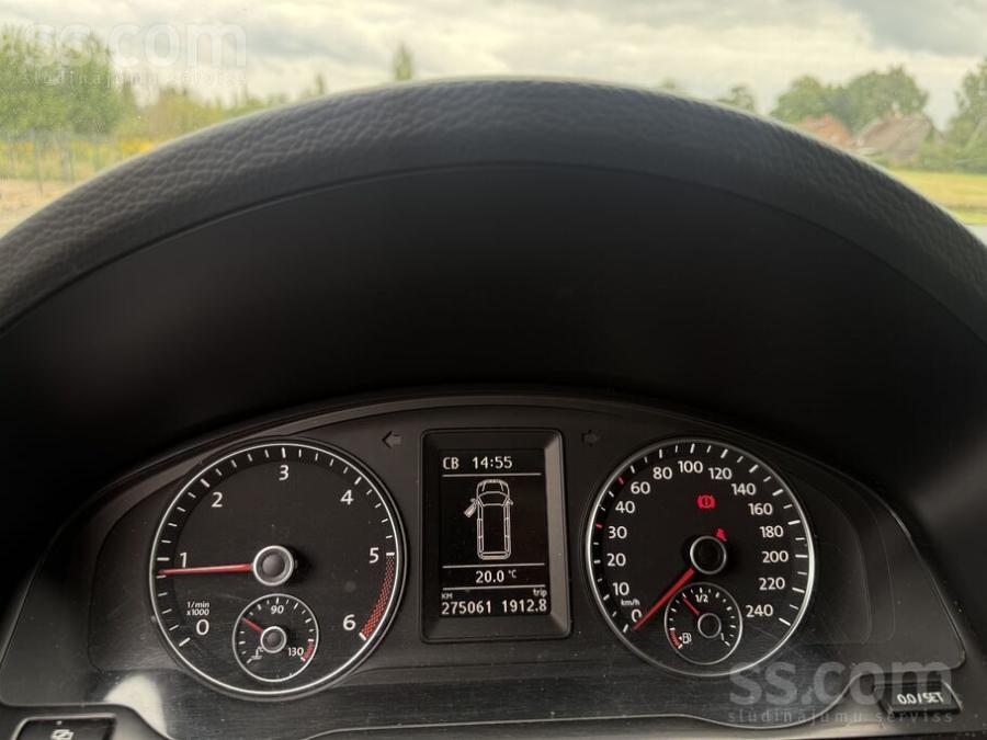 Brūns Volkswagen Multivan 2011 Jelgava, ar dzinēja tilpumu 2.00 L un nobraukumu 275 tūkst. km par 13500 €, foto 11 vietnē AUTOMOTO.COM.LV