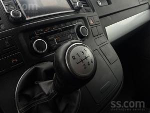 Brūns Volkswagen Multivan 2011 Jelgava, ar dzinēja tilpumu 2.00 L un nobraukumu 275 tūkst. km par 13500 €, foto 14 vietnē AUTOMOTO.COM.LV