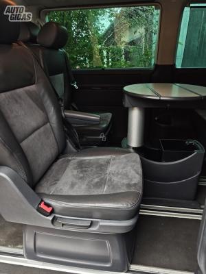Brūns Volkswagen Multivan 2011 Vievis, ar dzinēja tilpumu 2.00 L un nobraukumu 381 tūkst. km par 16000 €, foto 12 vietnē AUTOMOTO.COM.LV