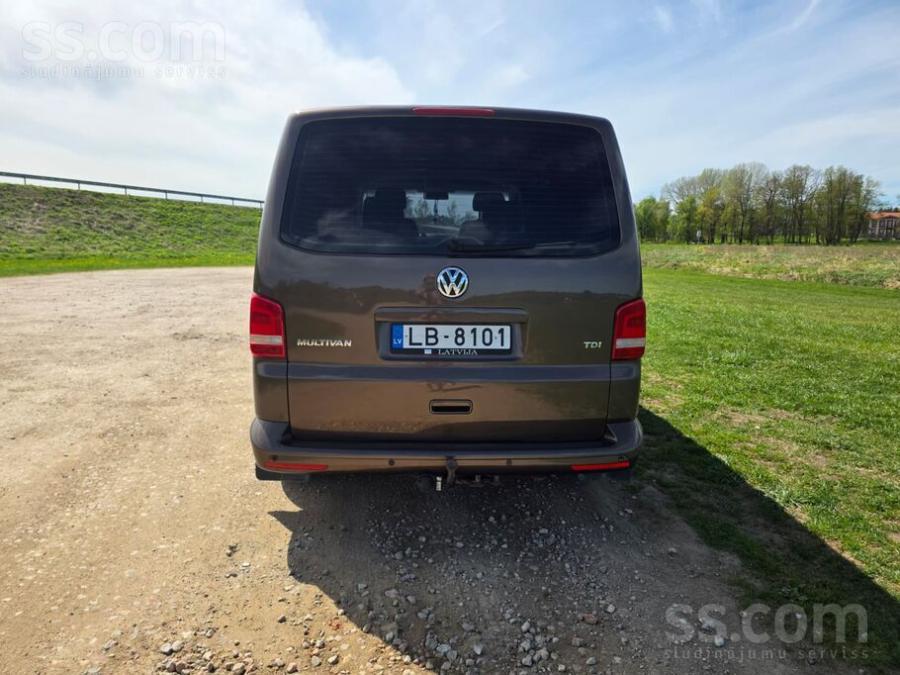 Brūns Volkswagen Multivan 2012 Jelgava, ar dzinēja tilpumu 2.00 L un nobraukumu 0 tūkst. km par 16750 €, foto 15 vietnē AUTOMOTO.COM.LV