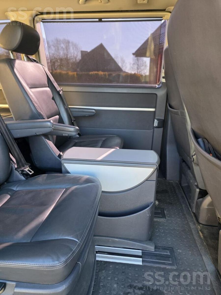 Brūns Volkswagen Multivan 2012 Jelgava, ar dzinēja tilpumu 2.00 L un nobraukumu 0 tūkst. km par 16750 €, foto 19 vietnē AUTOMOTO.COM.LV
