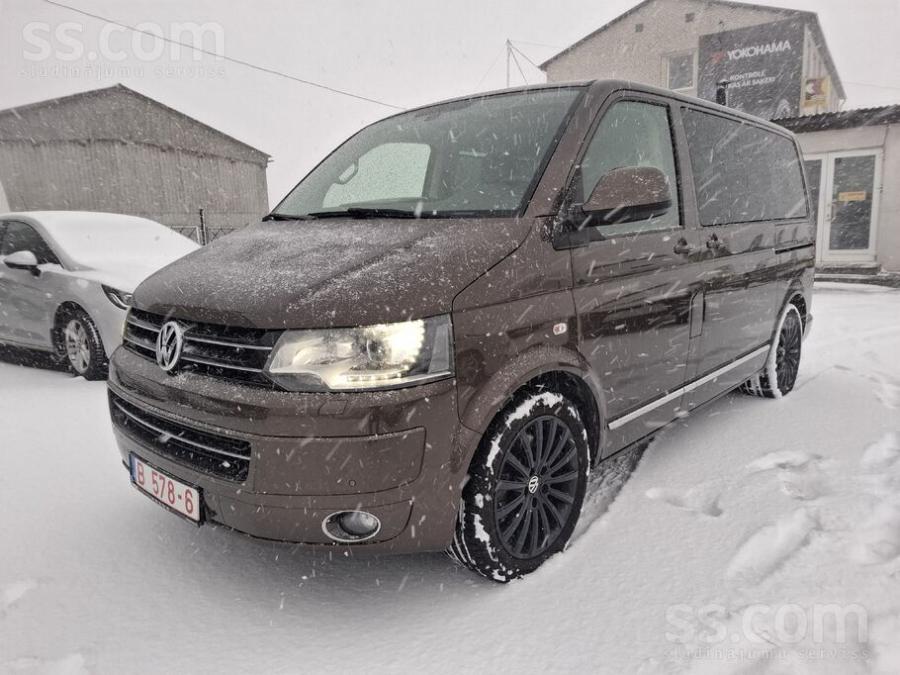 Brūns Volkswagen Multivan 2014 Talsi, ar dzinēja tilpumu 2.00 L un nobraukumu 197 tūkst. km par 17800 €, foto 1 vietnē AUTOMOTO.COM.LV