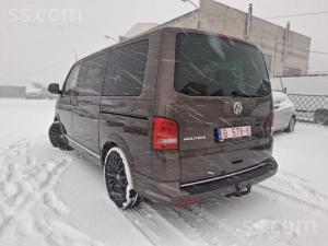 Brūns Volkswagen Multivan 2014 Talsi, ar dzinēja tilpumu 2.00 L un nobraukumu 197 tūkst. km par 17800 €, foto 4 vietnē AUTOMOTO.COM.LV