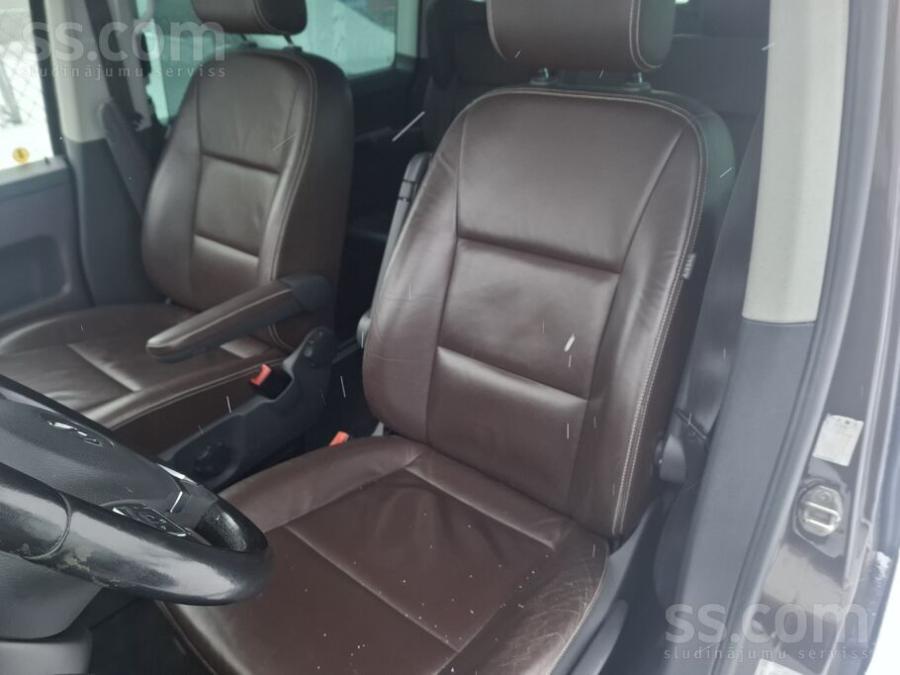 Brūns Volkswagen Multivan 2014 Talsi, ar dzinēja tilpumu 2.00 L un nobraukumu 197 tūkst. km par 17800 €, foto 9 vietnē AUTOMOTO.COM.LV