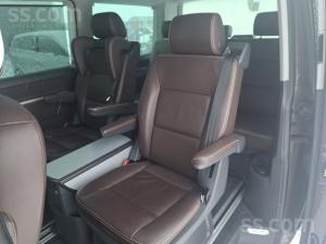 Brūns Volkswagen Multivan 2014 Talsi, ar dzinēja tilpumu 2.00 L un nobraukumu 197 tūkst. km par 17800 €, foto 14 vietnē AUTOMOTO.COM.LV