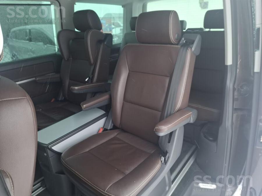 Brūns Volkswagen Multivan 2014 Talsi, ar dzinēja tilpumu 2.00 L un nobraukumu 197 tūkst. km par 17800 €, foto 14 vietnē AUTOMOTO.COM.LV