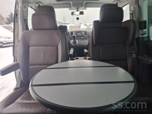 Brūns Volkswagen Multivan 2014 Talsi, ar dzinēja tilpumu 2.00 L un nobraukumu 197 tūkst. km par 17800 €, foto 22 vietnē AUTOMOTO.COM.LV