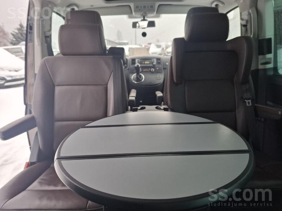 Brūns Volkswagen Multivan 2014 Talsi, ar dzinēja tilpumu 2.00 L un nobraukumu 197 tūkst. km par 17800 €, foto 22 vietnē AUTOMOTO.COM.LV