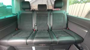 Brown Volkswagen Multivan 2016 in Maardu, with an engine capacity of 0.00 L and mileage of 205 thousand km for 20000 €, photo 3 on AUTOMOTO.COM.LV