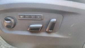 Brown Volkswagen Multivan 2016 in Maardu, with an engine capacity of 0.00 L and mileage of 205 thousand km for 20000 €, photo 4 on AUTOMOTO.COM.LV