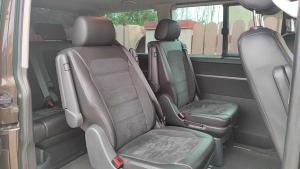 Brown Volkswagen Multivan 2016 in Maardu, with an engine capacity of 0.00 L and mileage of 205 thousand km for 20000 €, photo 5 on AUTOMOTO.COM.LV
