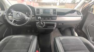 Brown Volkswagen Multivan 2016 in Maardu, with an engine capacity of 0.00 L and mileage of 205 thousand km for 20000 €, photo 6 on AUTOMOTO.COM.LV