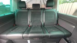 Brown Volkswagen Multivan 2016 in Maardu, with an engine capacity of 0.00 L and mileage of 205 thousand km for 20000 €, photo 17 on AUTOMOTO.COM.LV