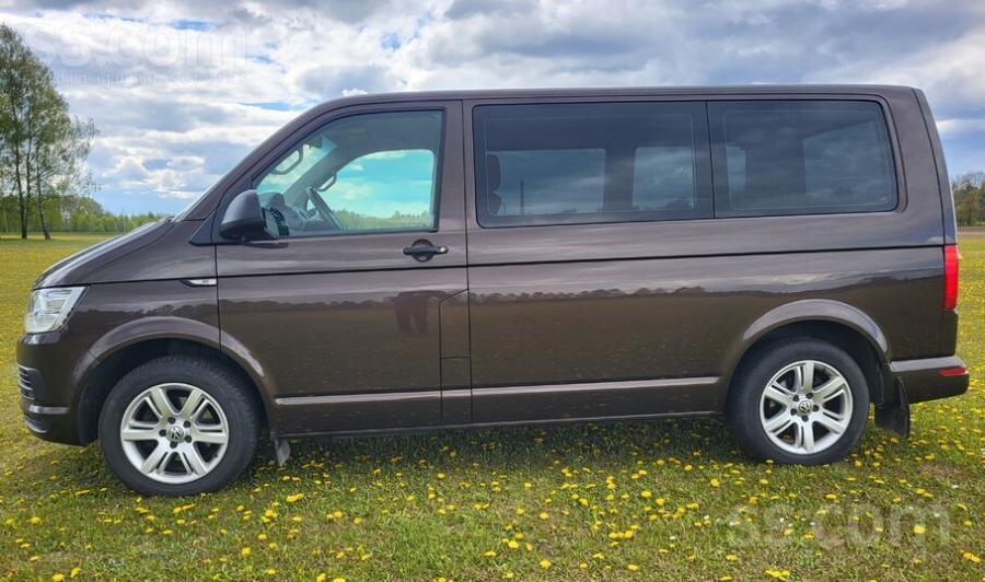 Brown Volkswagen Multivan 2017 in Cesis, with an engine capacity of 2.00 L and mileage of 288 thousand km for 24000 €, photo 6 on AUTOMOTO.COM.LV