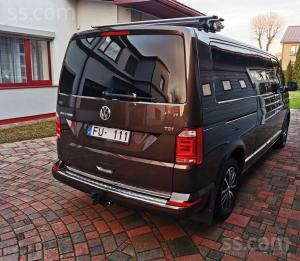 Brown Volkswagen Multivan 2017 in Liepaja, with an engine capacity of 2.00 L and mileage of 193 thousand km for 30500 €, photo 5 on AUTOMOTO.COM.LV